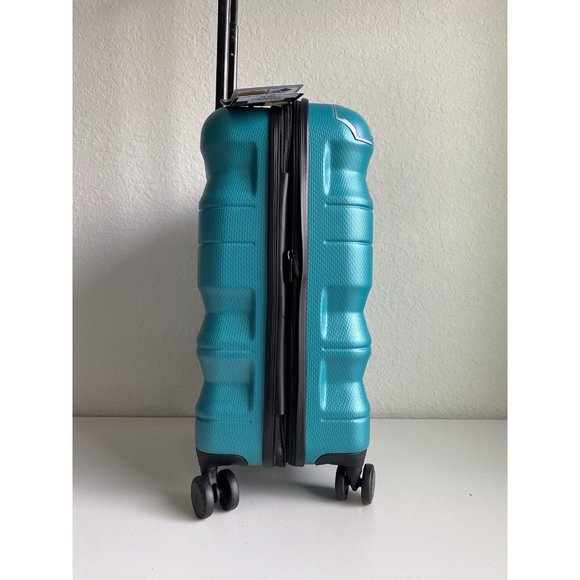 Jeep | Bags | Jeep Polygon Hardside Luggage 3d Teal 22 Carry On Rolling ...